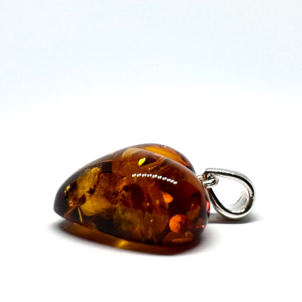 Amber Heart Pendant #5 – The Amber Room